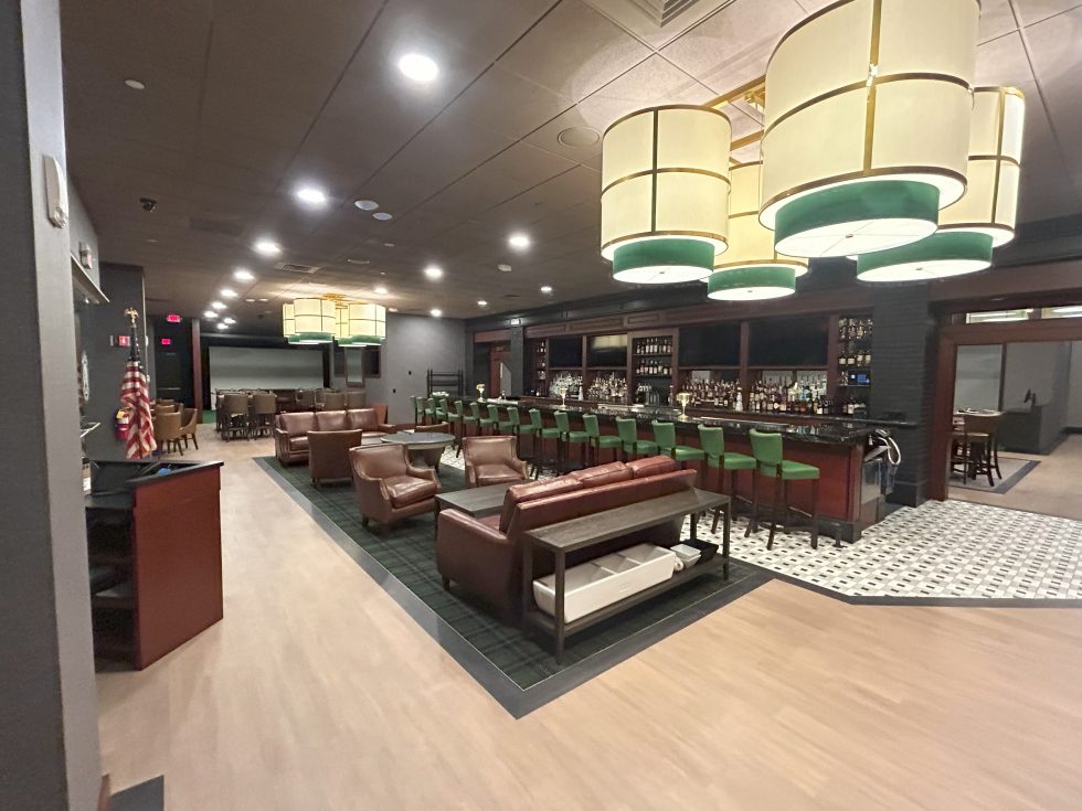 Max’s Tavern Swing Lounge - (Springfield, MA) — Goodless Electric